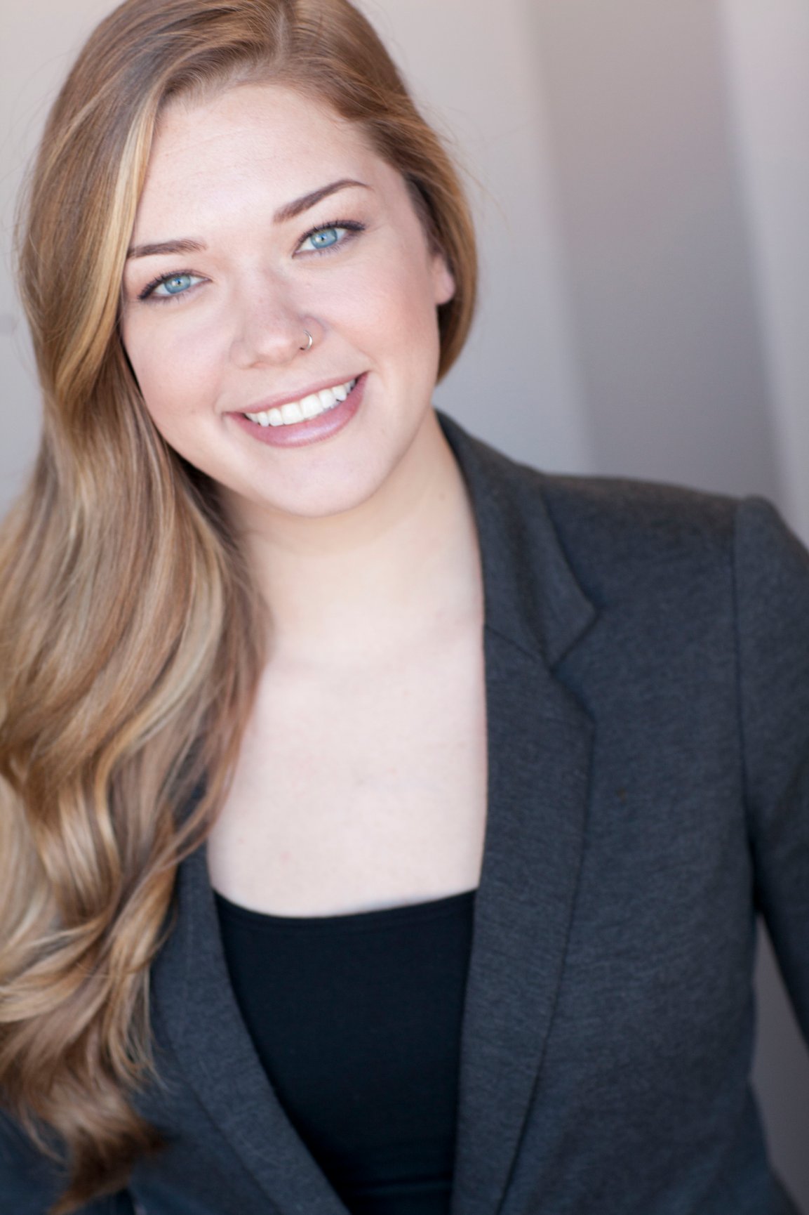 PROFESSIONALS + CORPORATE HEADSHOTS - Popio Stumpf Photography