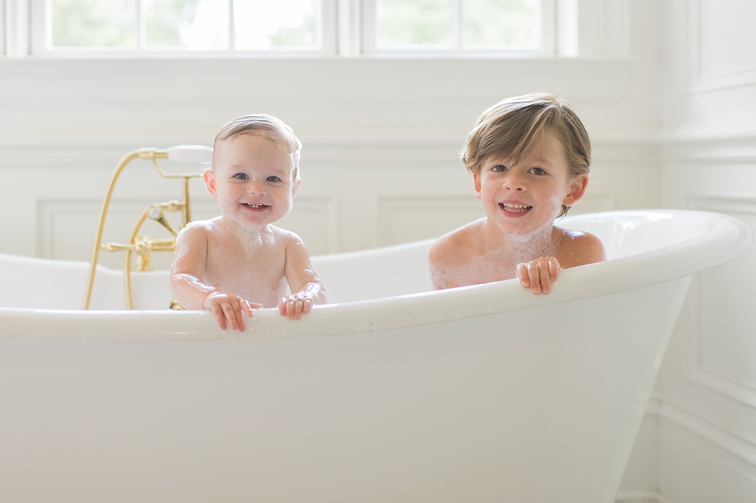 Modern Lifestyle Bathtub Portrait Session