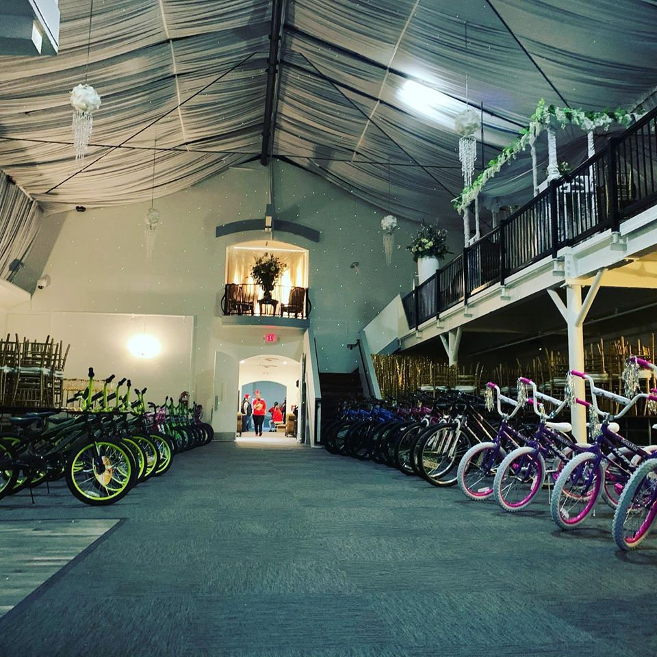 GALLERY - Salon Brandy