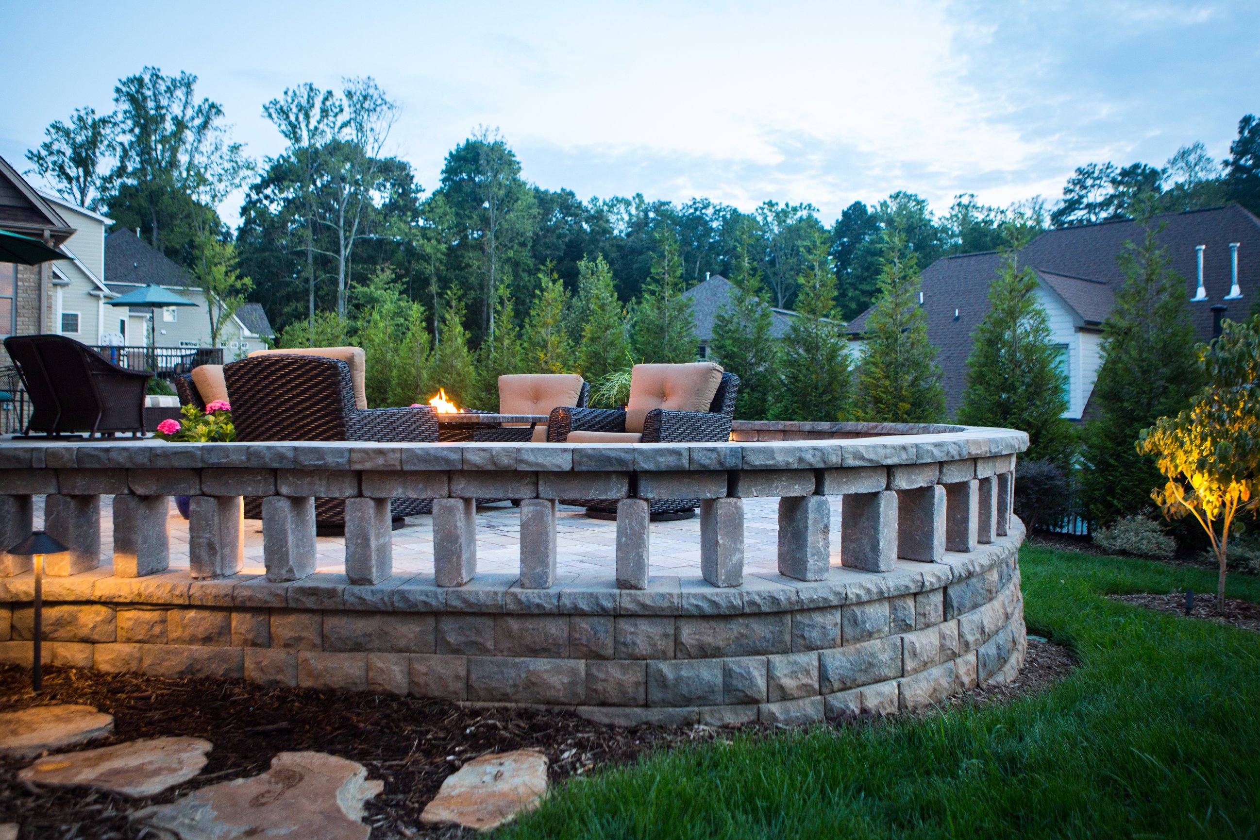 Unique landscape design with local architect firm - Micciche Photography