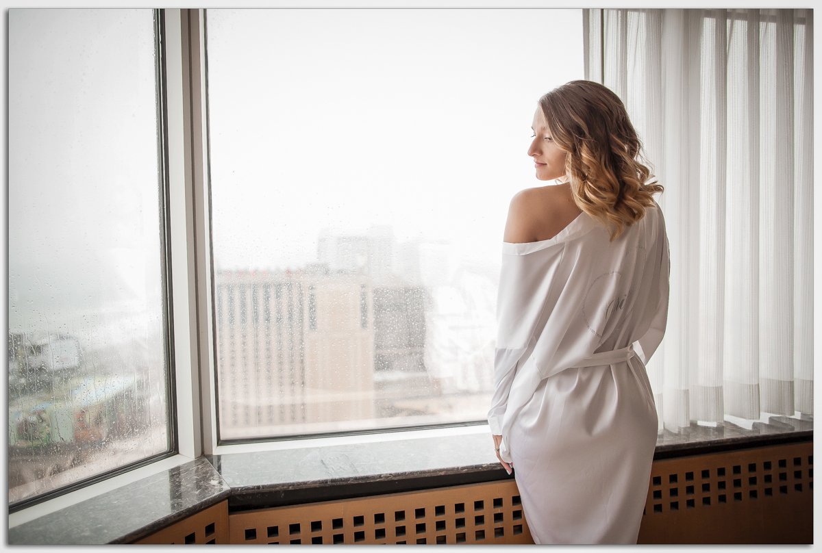 Brianna Boudoir {Window @ Bally's Suite} - Beau Ridge Photography