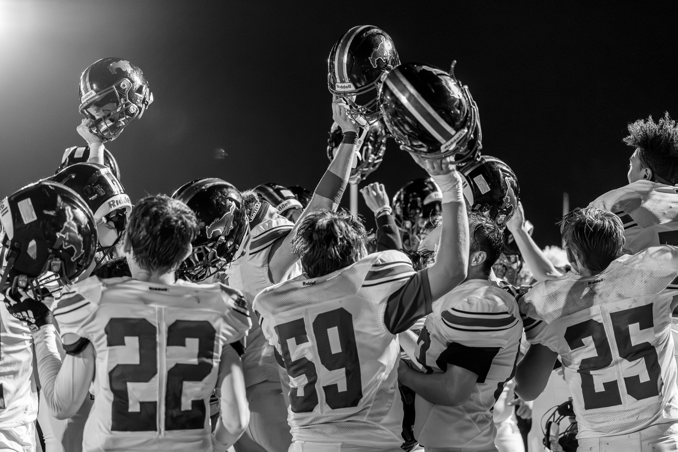 GAME DAY ACTION PHOTOS - Nicki Hufford Photography