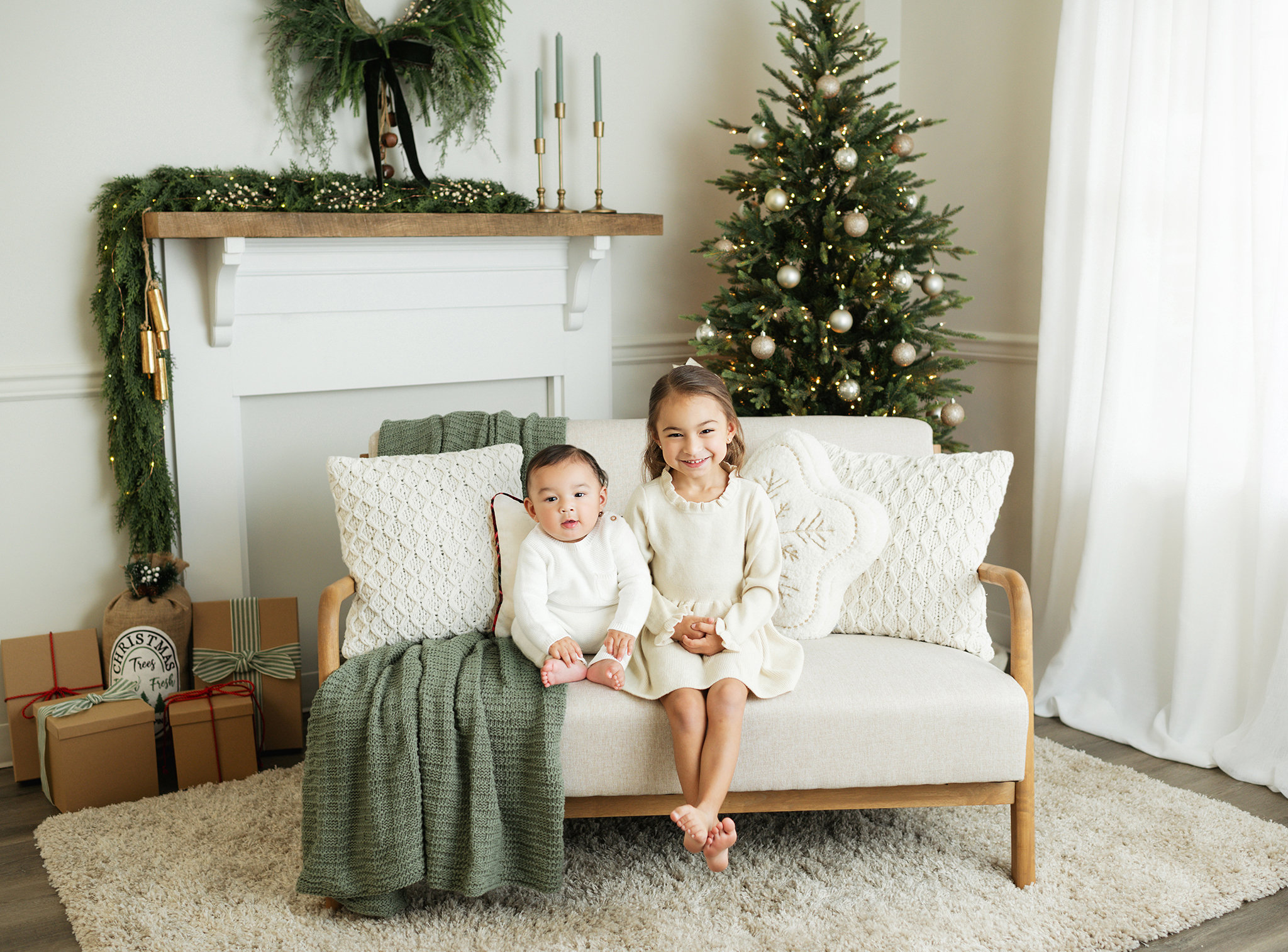 Christmas Mini Sessions - Birmingham, AL Photography Studio - DREAMSWEET STUDIO