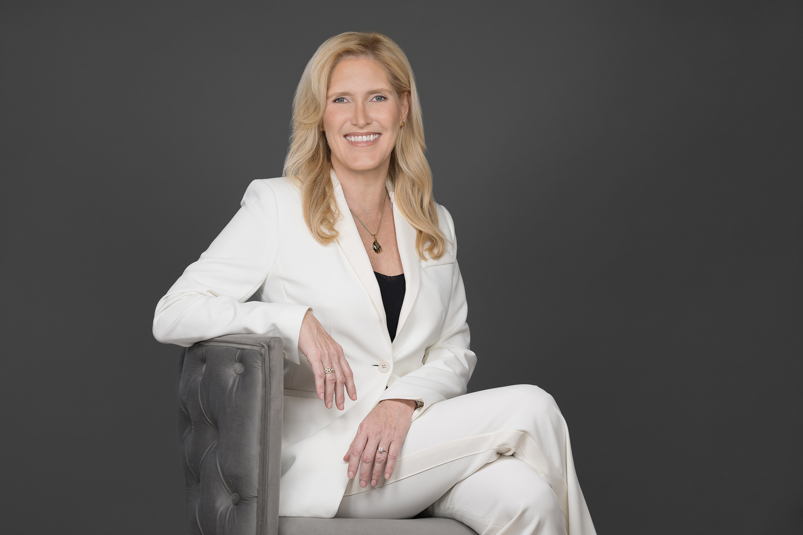 Congratulations to Melanie on her new Business Portrait - Aubrey Hord ...