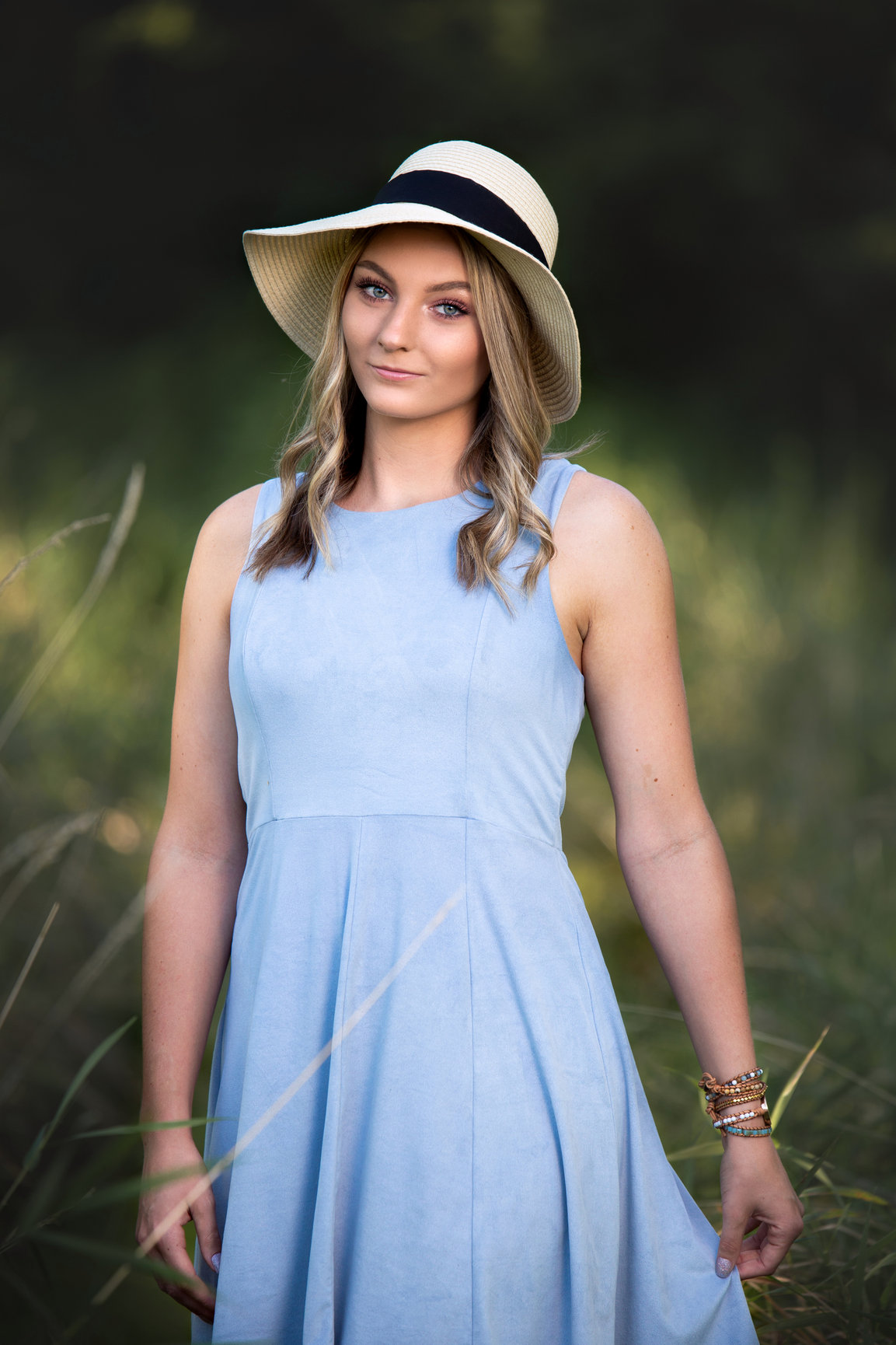 SENIORS - Debbie Larson Photography