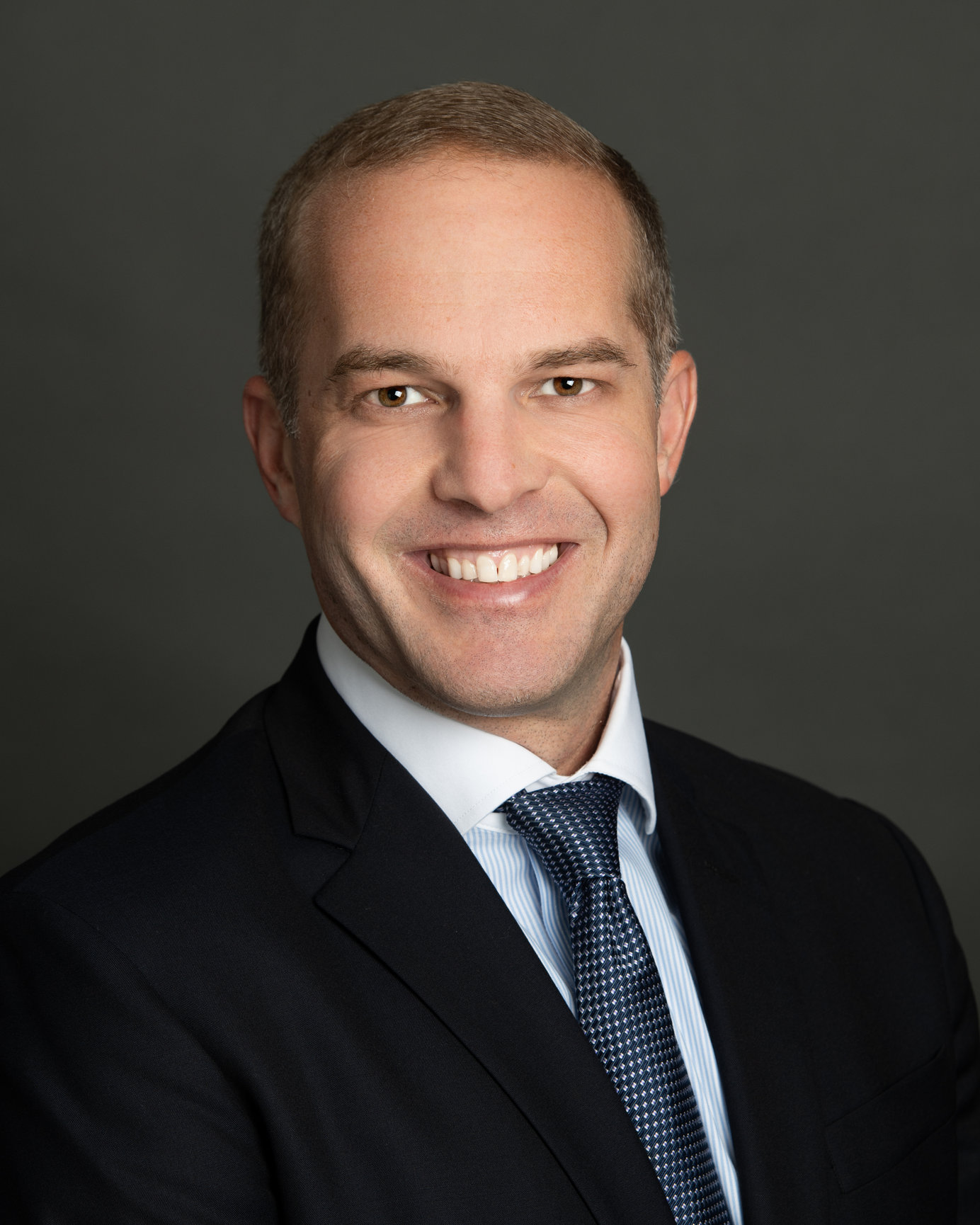 Professional Headshot Photography Services | Erica Land Photography