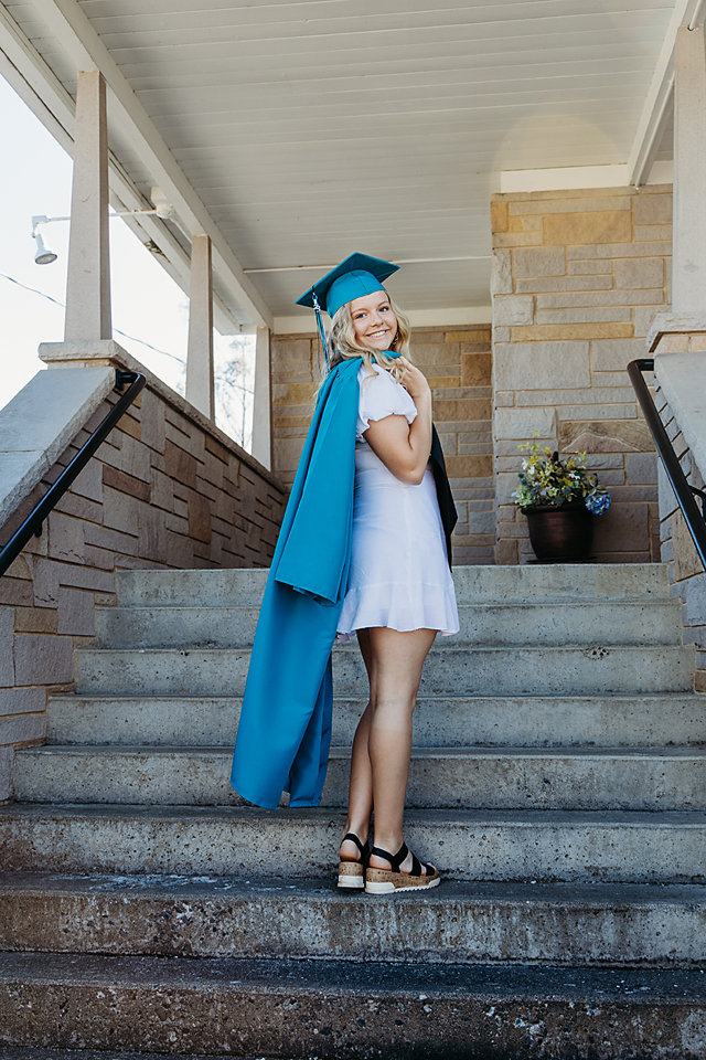 Bella, Bonney Lake High School Photographer - Jennifer Tibbetts Photography