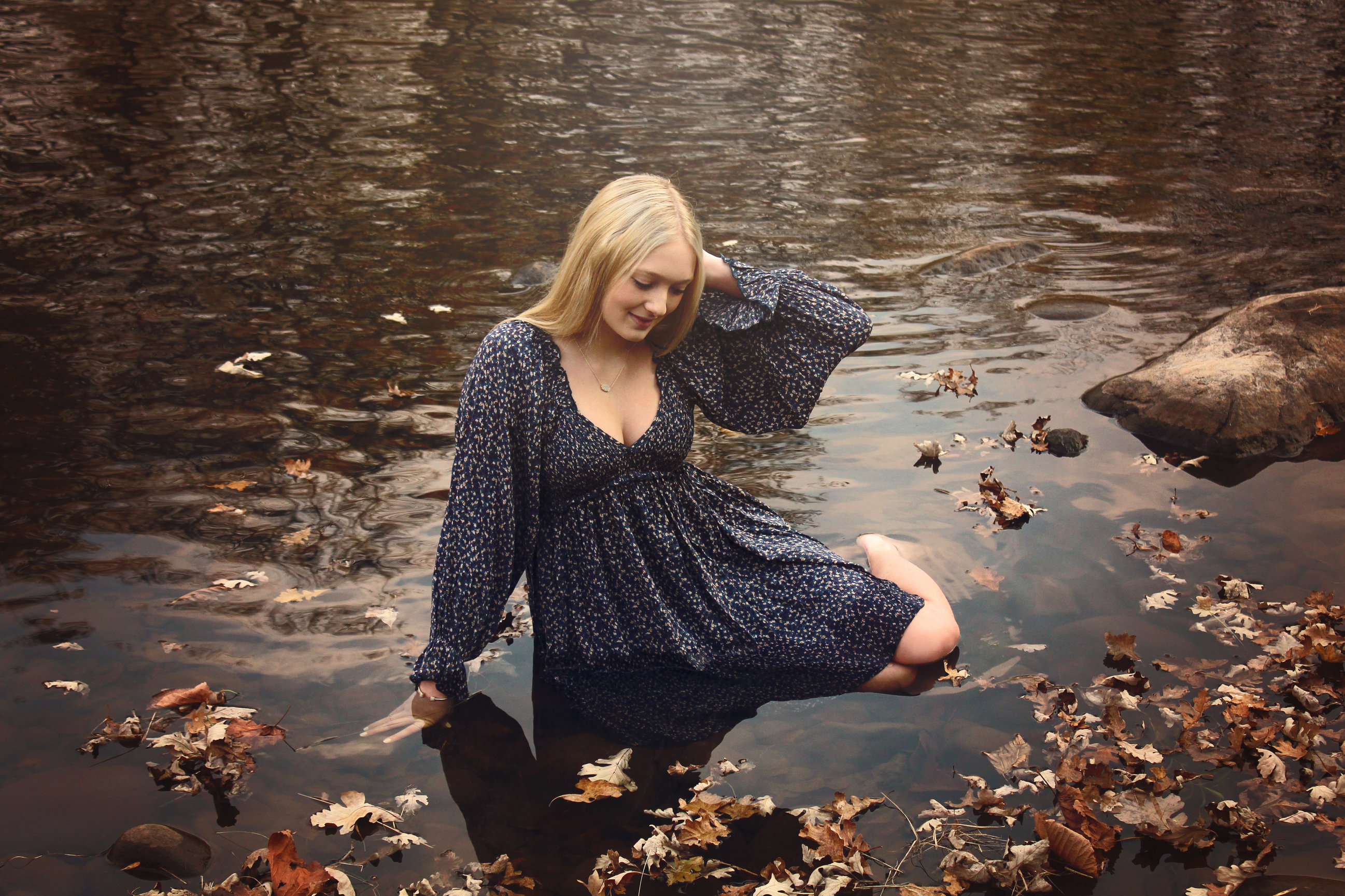 HOME - Reposed Light