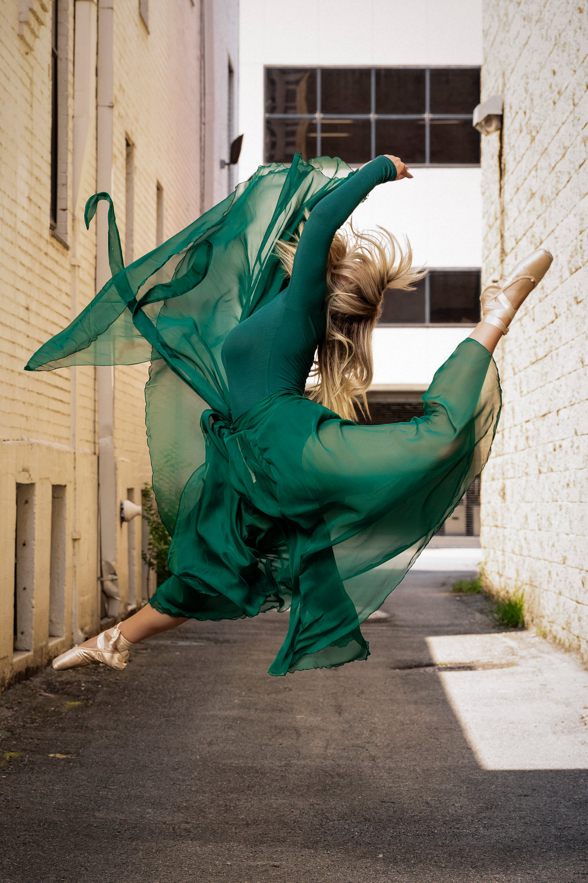 How to Choose the Perfect Photographer for Your Senior Portraits ...