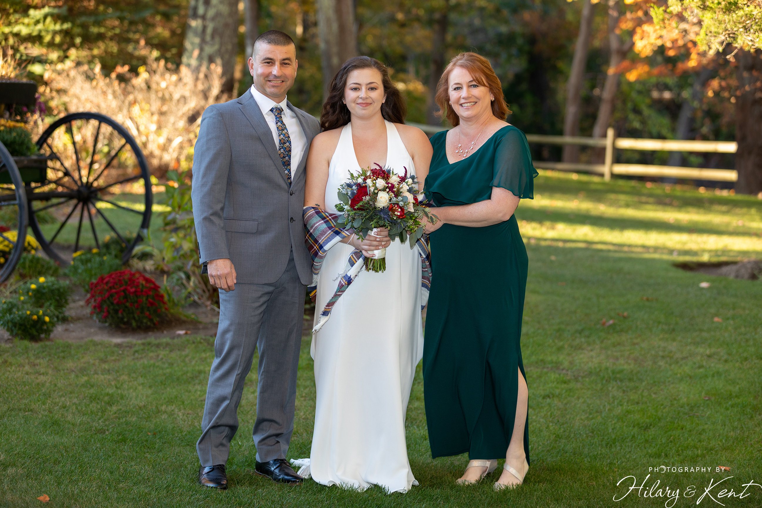 HAYLEE AND ETHAN'S INDEPENDENCE HARBOR WEDDING - Photography by Hilary ...