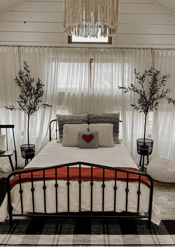 The Barn @ Be Changed Studios - Vicki Sands