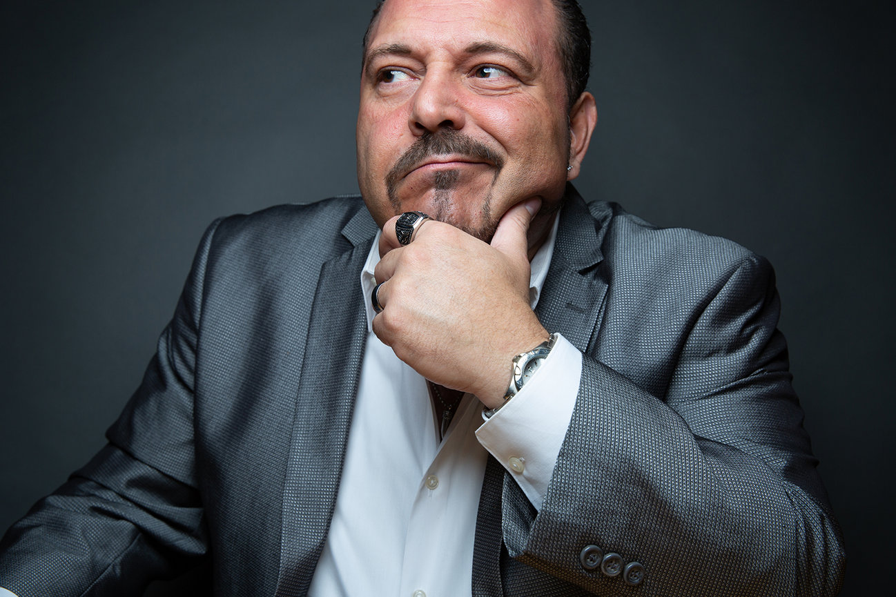 HEADSHOTS & PORTRAITS - John Mohar Photography