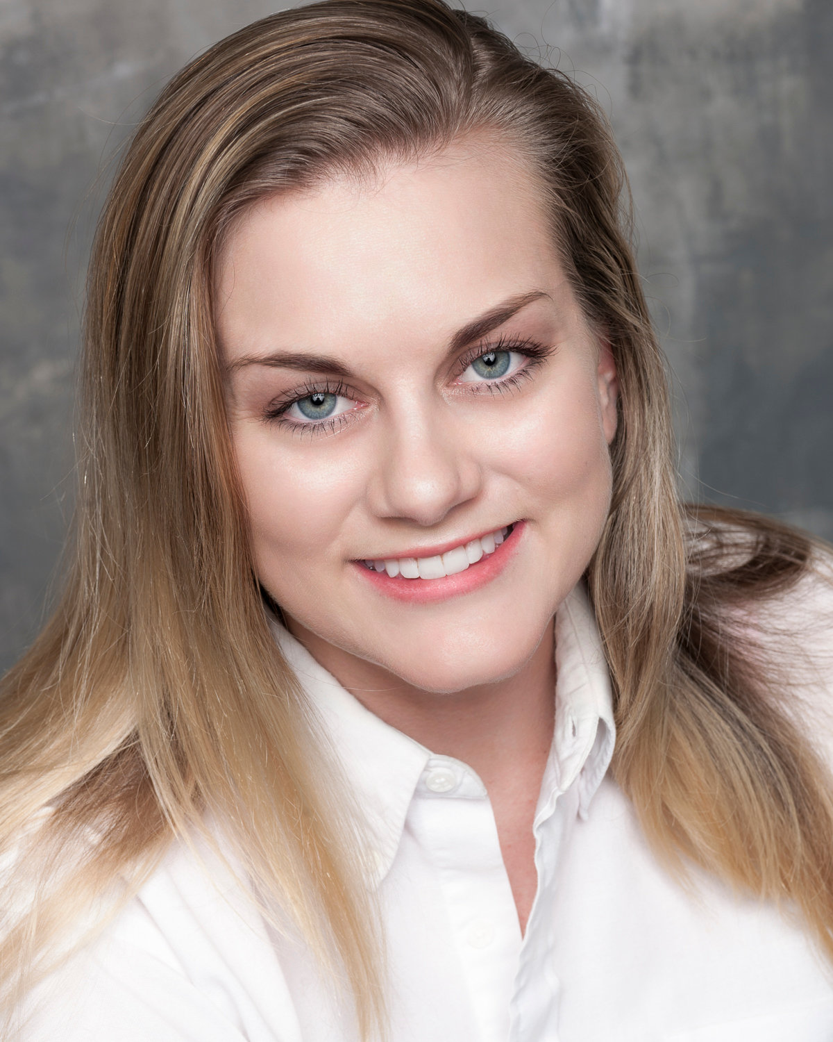 Women - Red Models & Talent