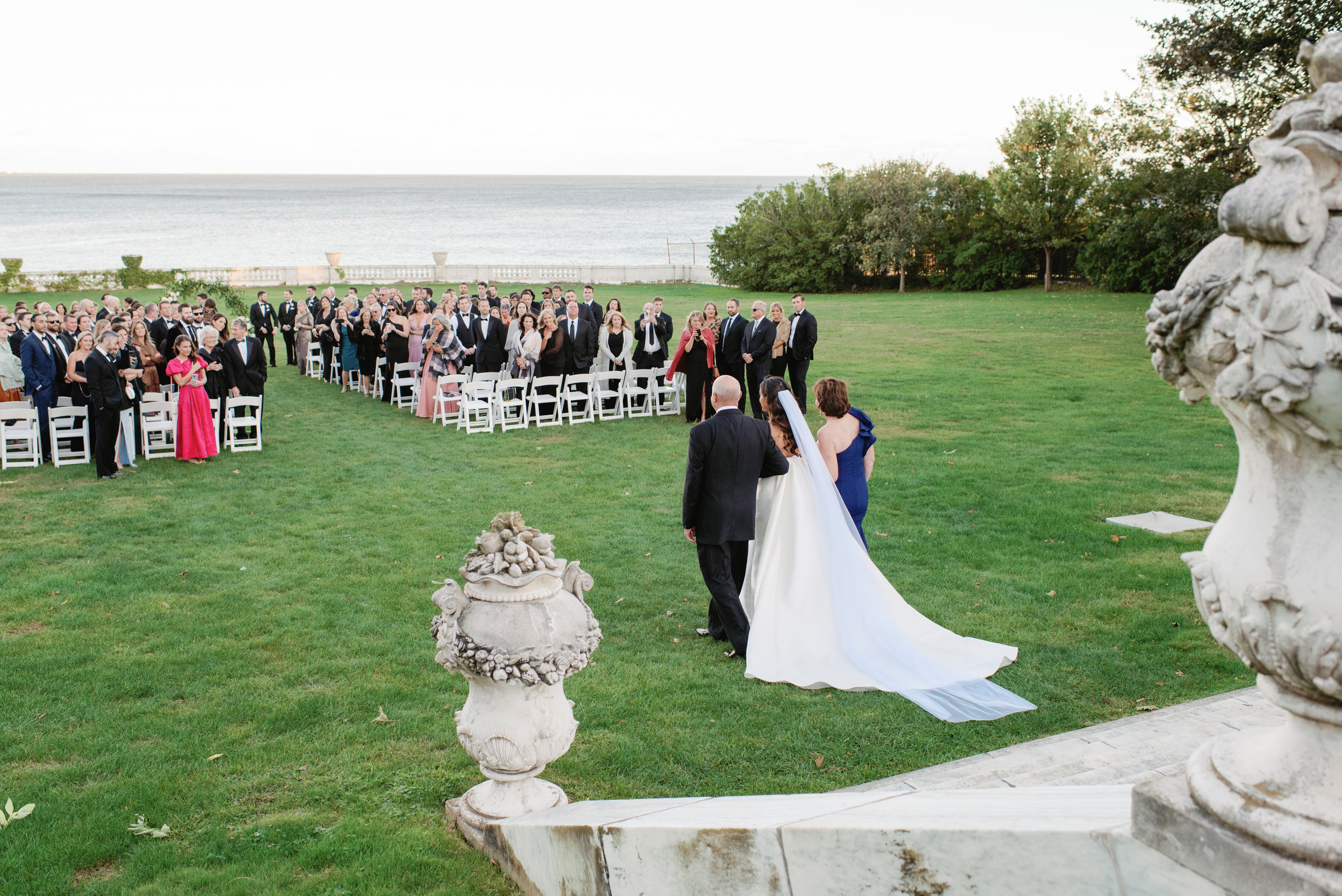 Kelsey + Collin / Rosecliff Mansion - Ludwig Photography