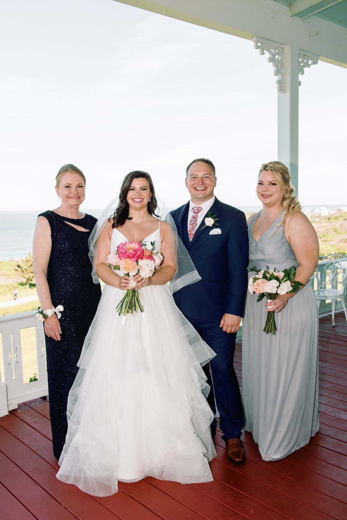 Jaclyn + Robert / Spring House Block Island - Ludwig Photography