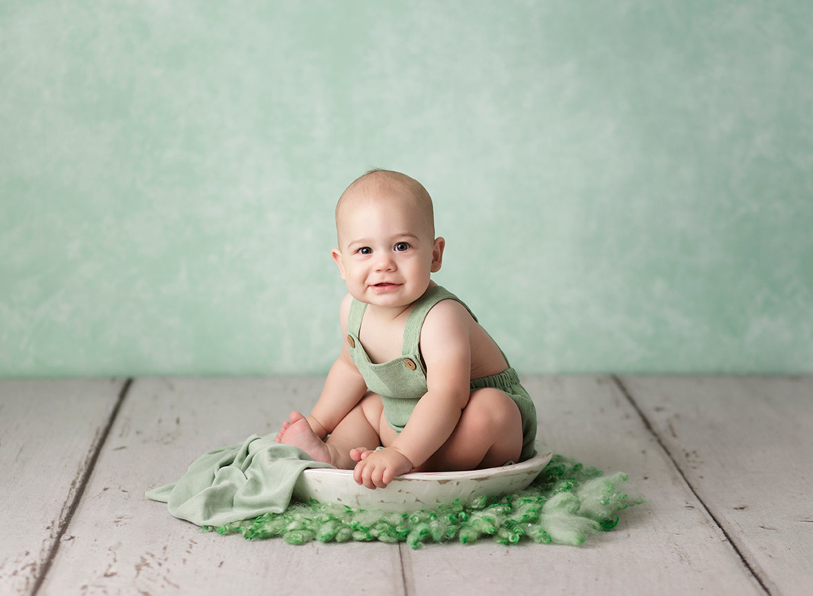 Galesburg, IL Baby Milestone Session | Pat Hermann Photography