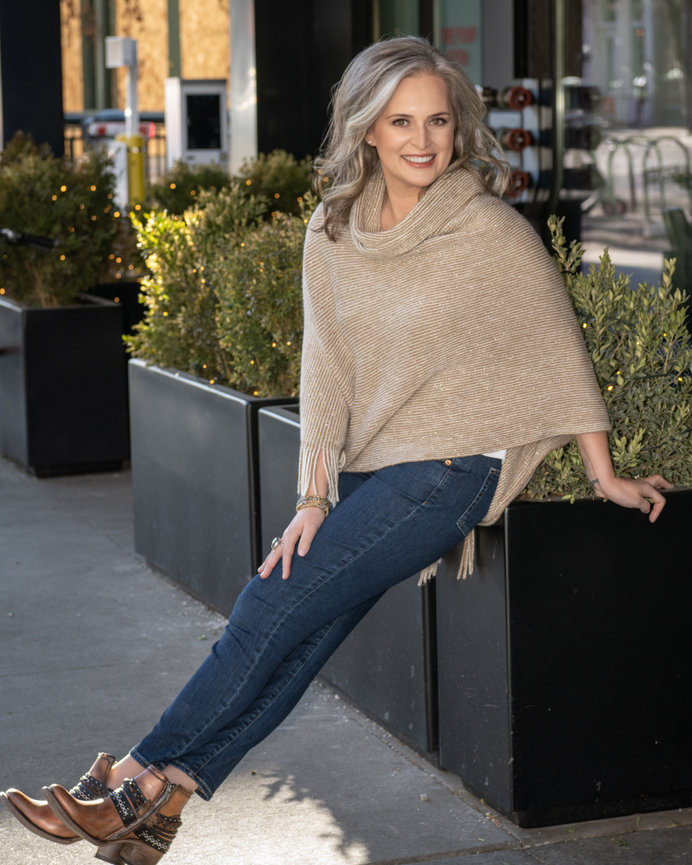 Photographer for Businesses - Headshots, Branding | Heidi Howard ...