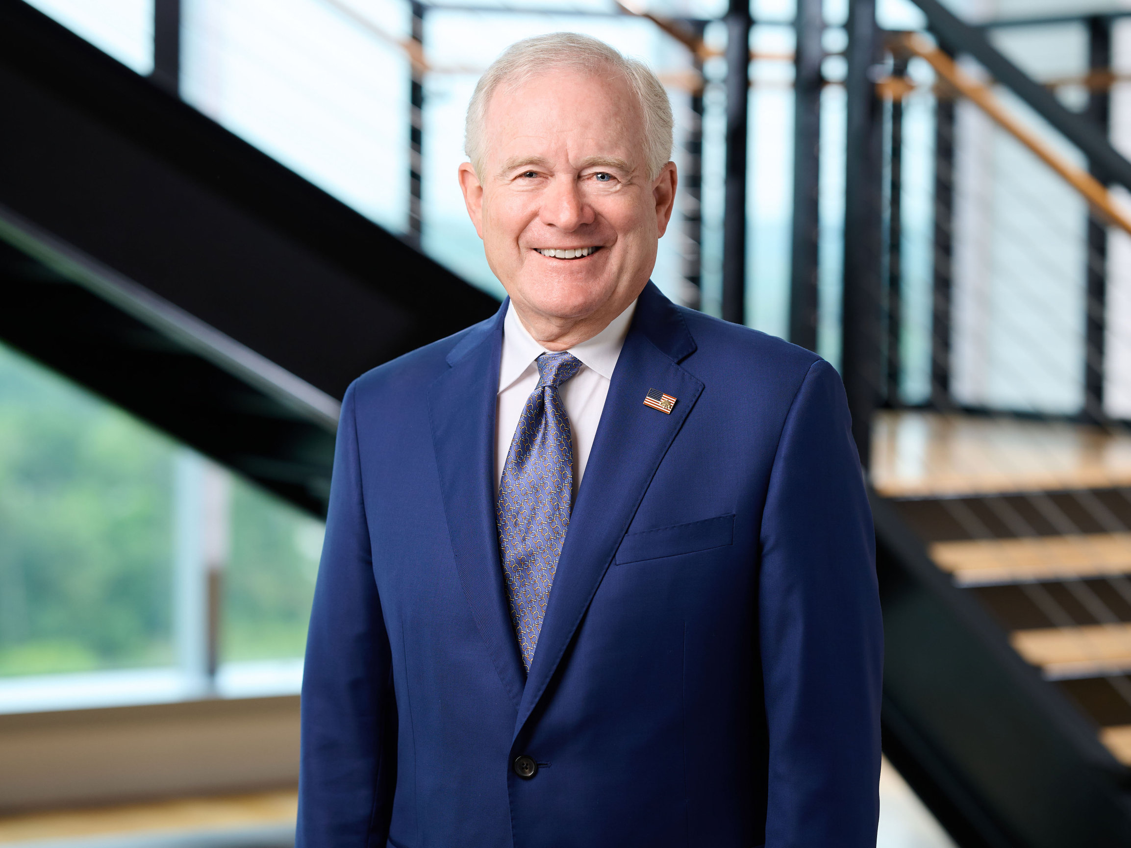 HOME - Headshot Scott