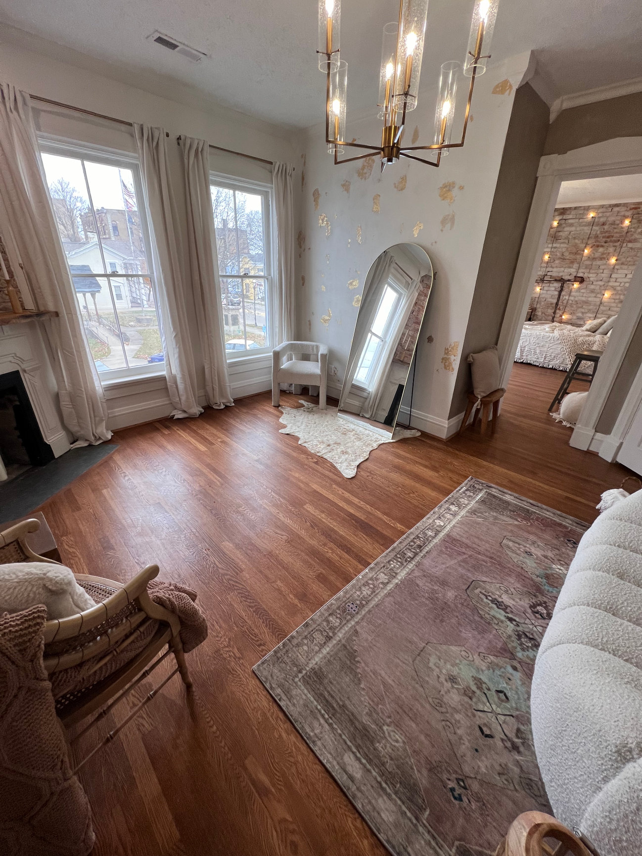 Vail Studio - Second & Main Studios