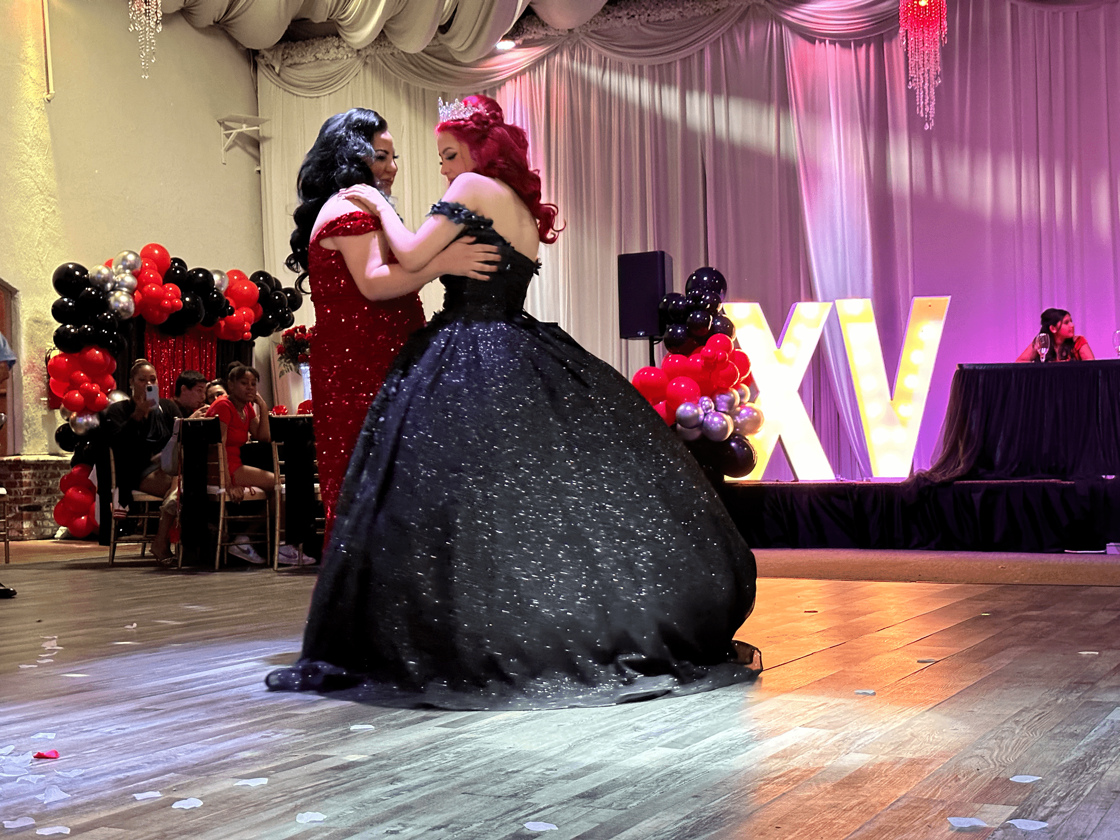 GALLERY - Salon Brandy