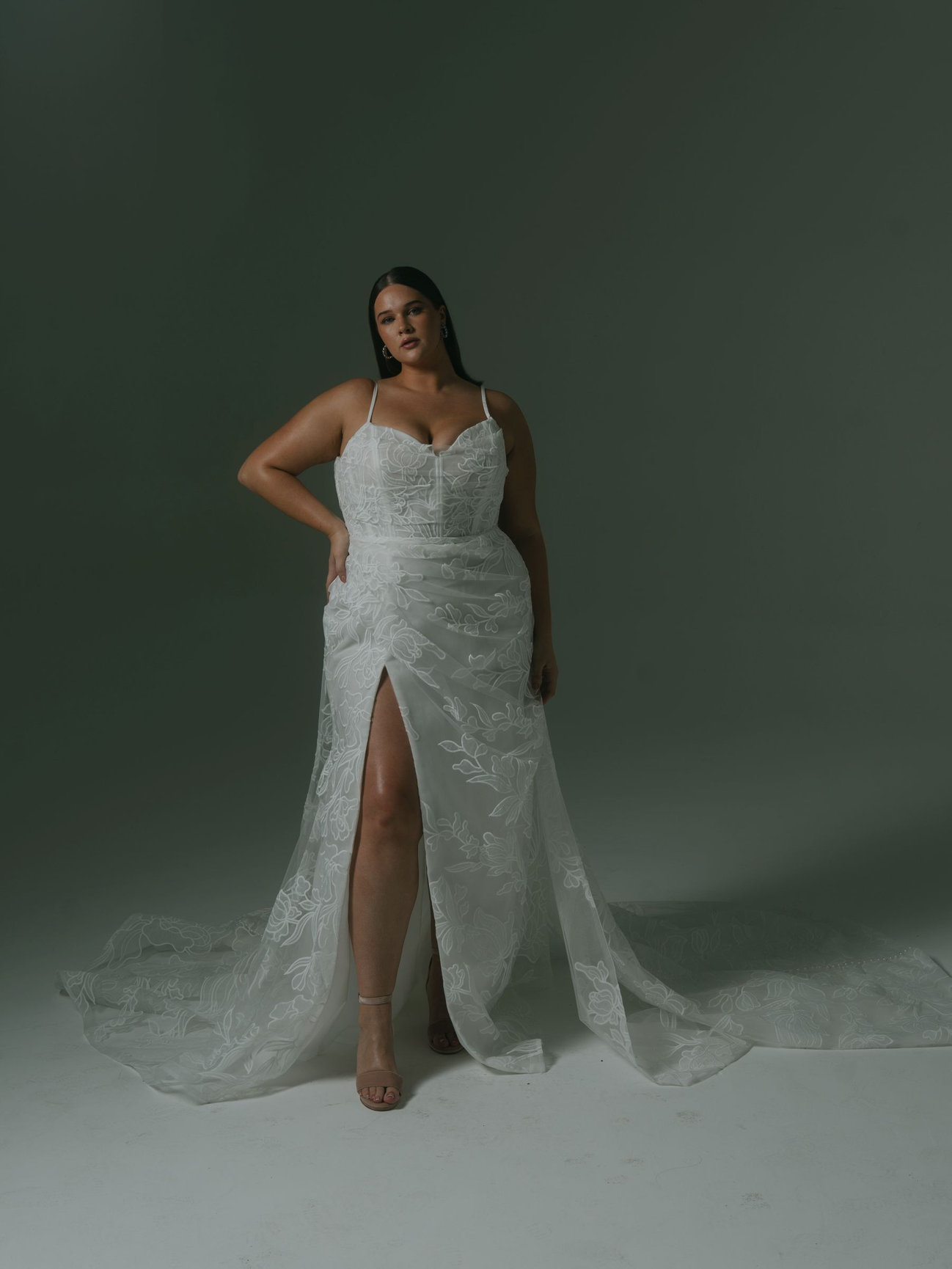Curves Bridal Gowns & Dresses for Sale