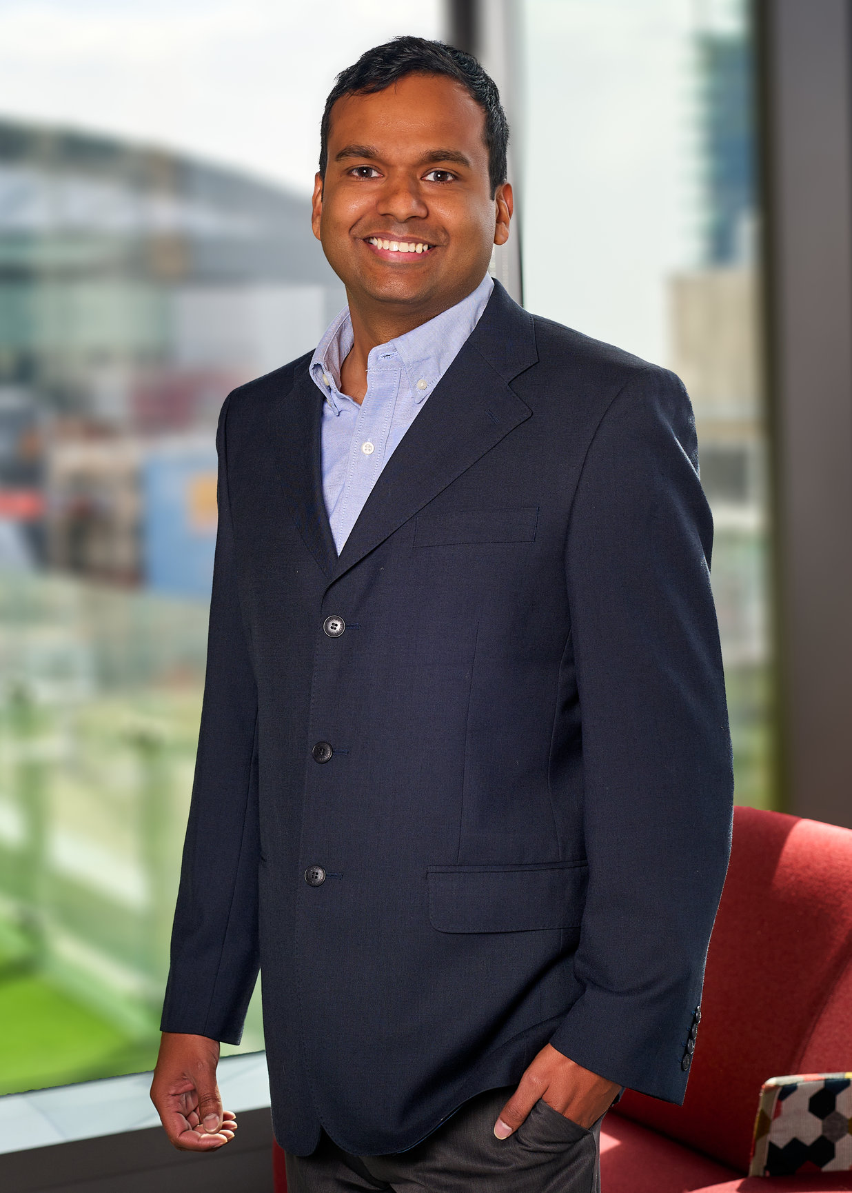 5 Reason to Update Your Professional Headshot - Picture Lady ...