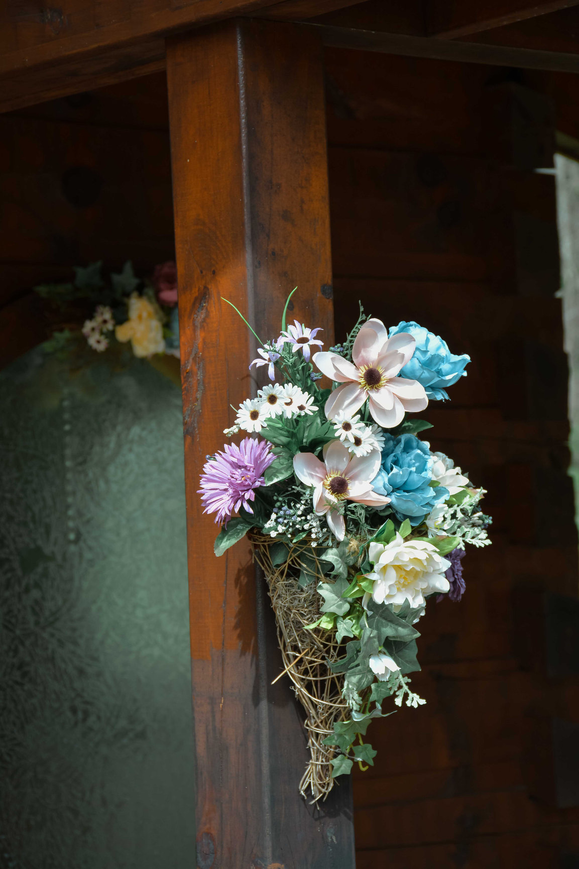 Chapel & Grounds - Gatlinburg's Little Log Wedding Chapel