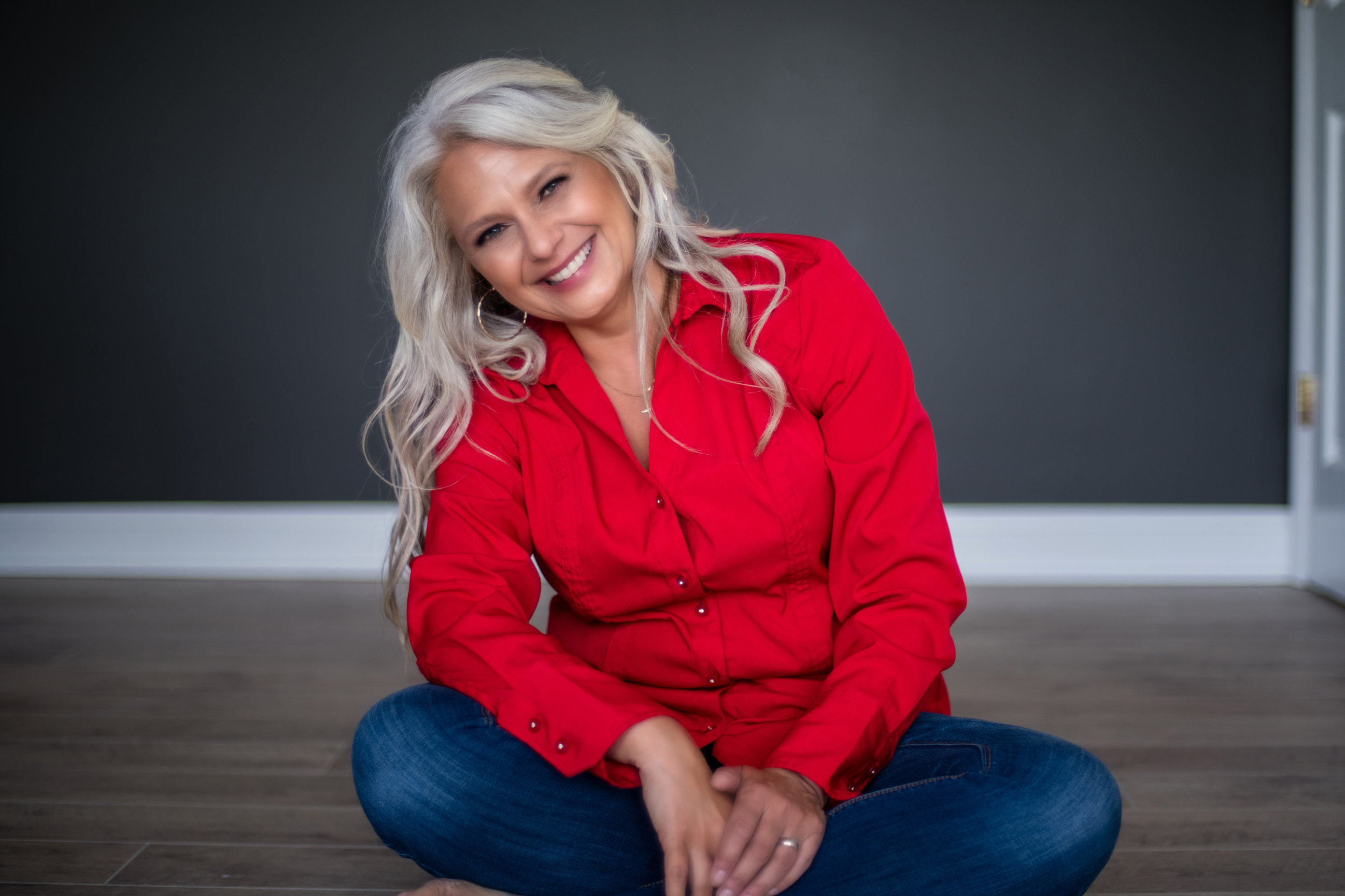 Gorgeous Branding and Beauty Shoot with Roni