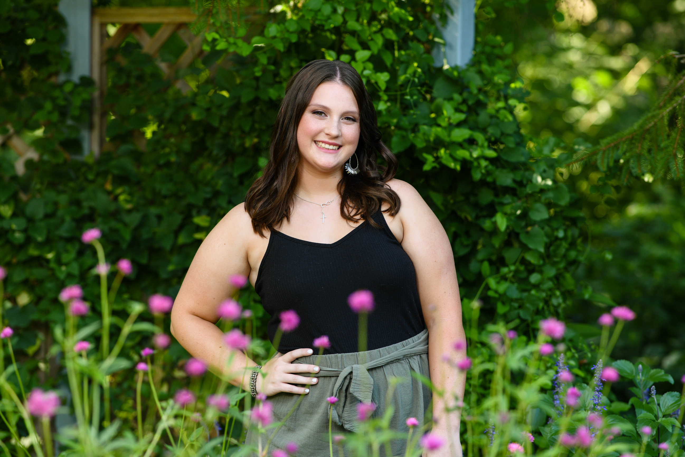 Senior Session in Inniswood Gardens with Beautiful Lizzy
