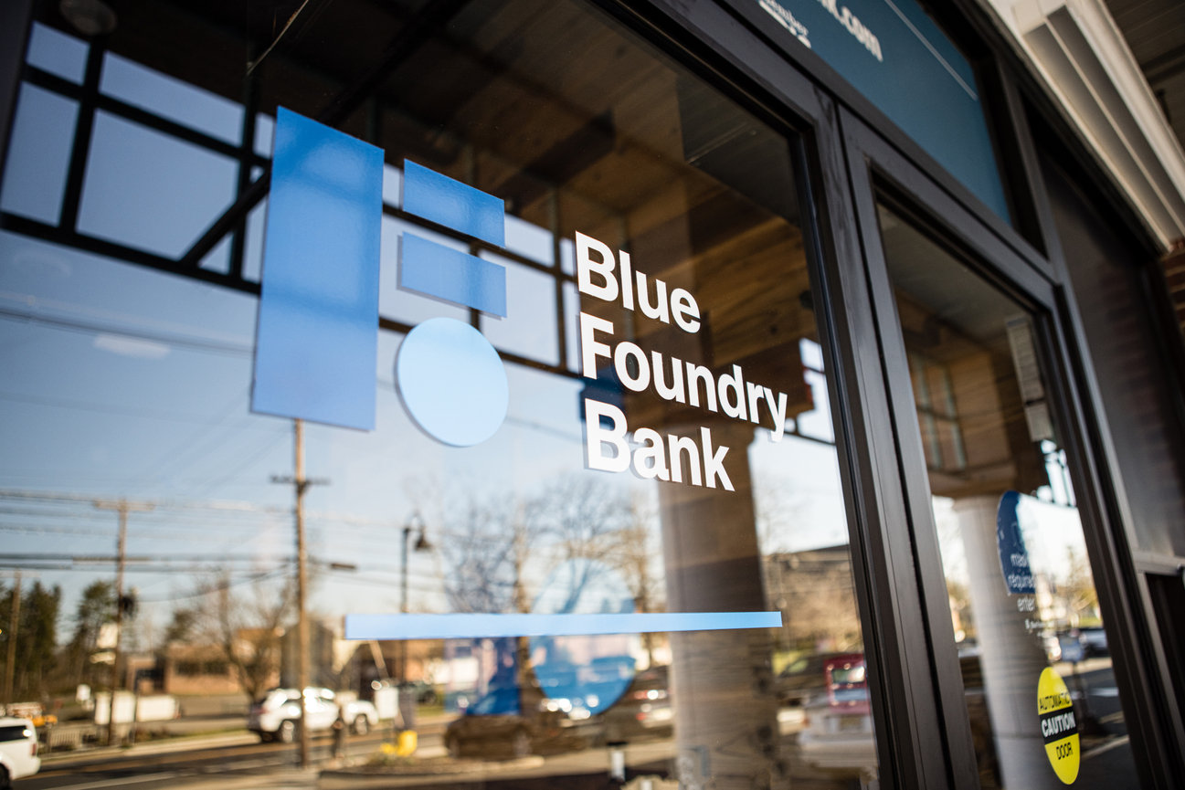BLUE FOUNDRY BANK - Maggie McGill Photography