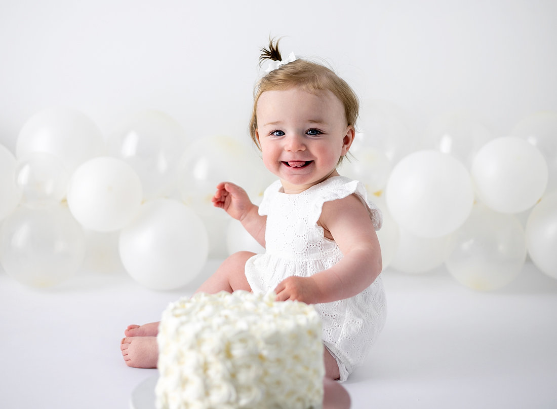 Cake smash Photography by Chris | Point Cook, Melbourne