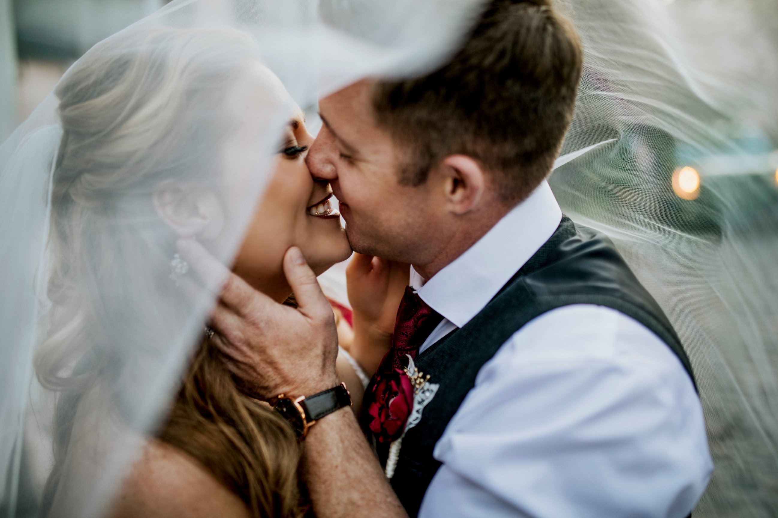 Jamie + Nick Downtown Charleston, SC Wedding - Alisa Sue Photography