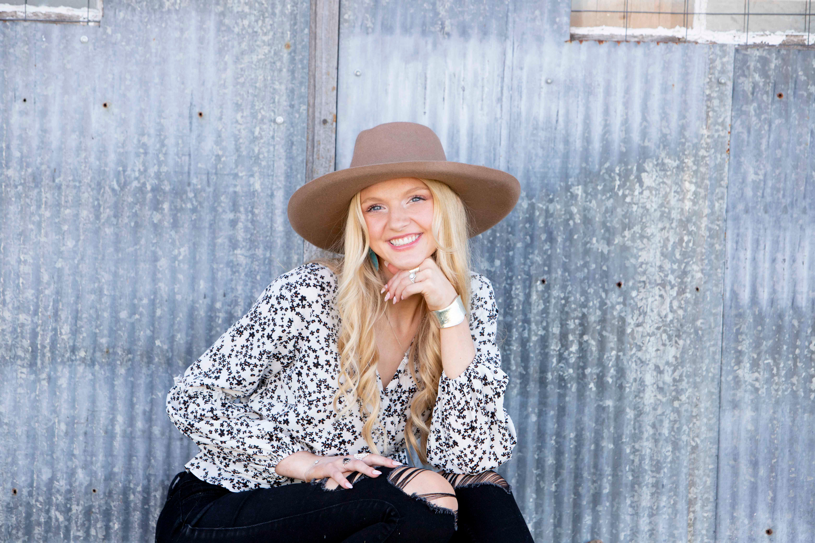 WELCOME - Portraits By Amy